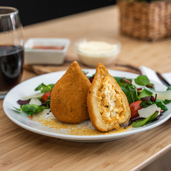 Coxinha - Brazilian Chicken Croquette (4 units) – Beth's UK